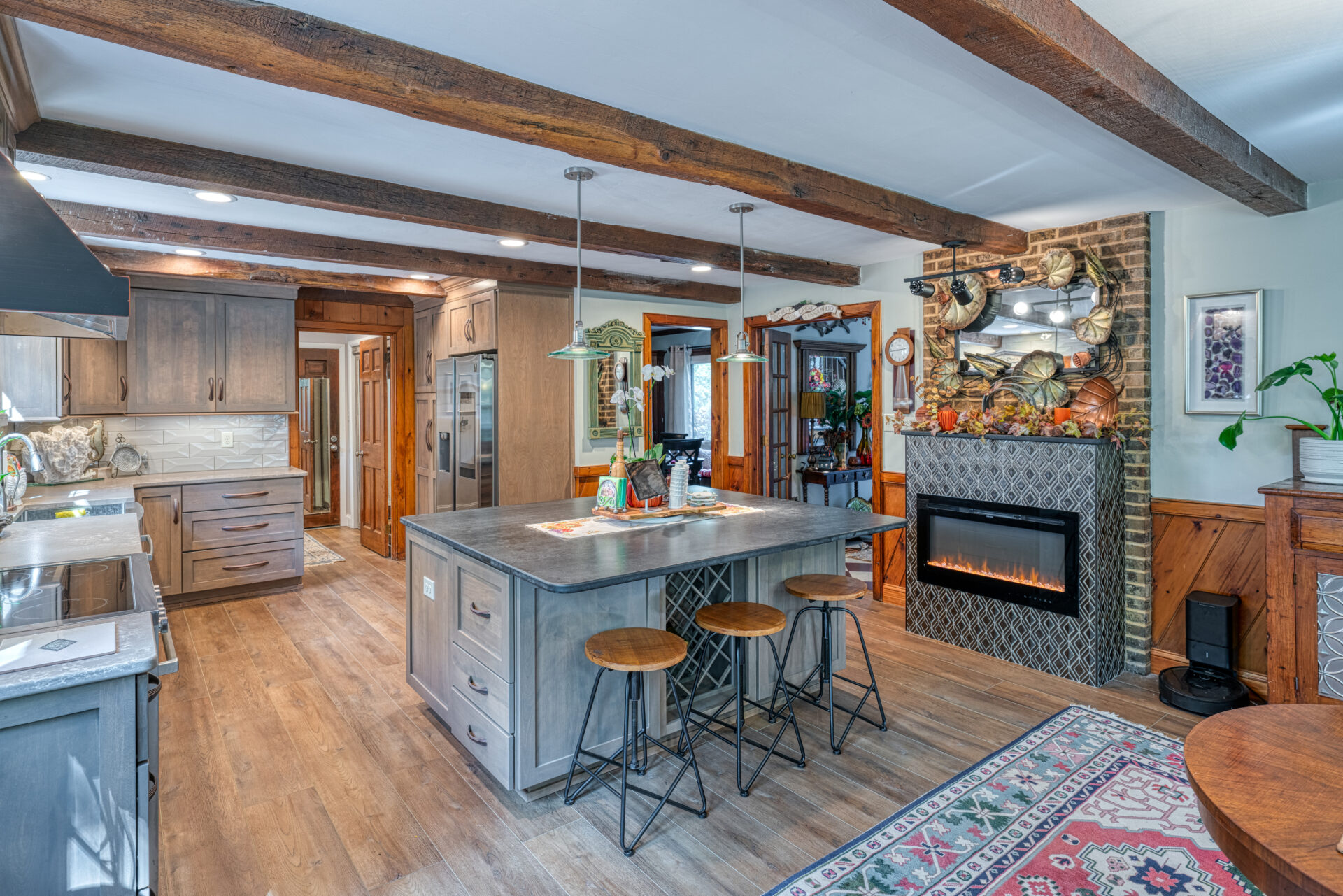 Wooden Beam Kitchen - Excel Remodeling